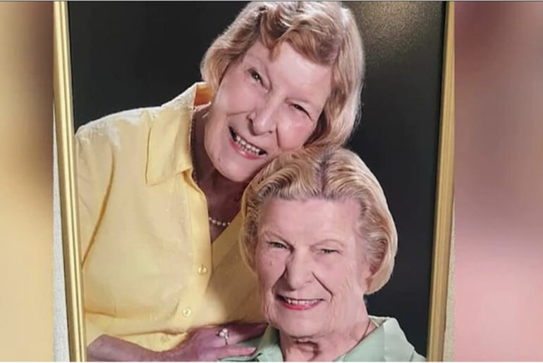 Twins From Kansas City Celebrate Their 102nd Birthday Congratulations